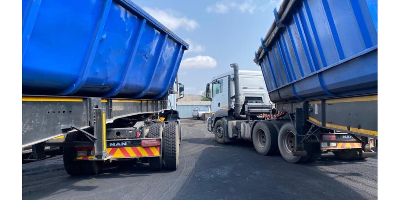 34 ton side tipper Trucks for hire